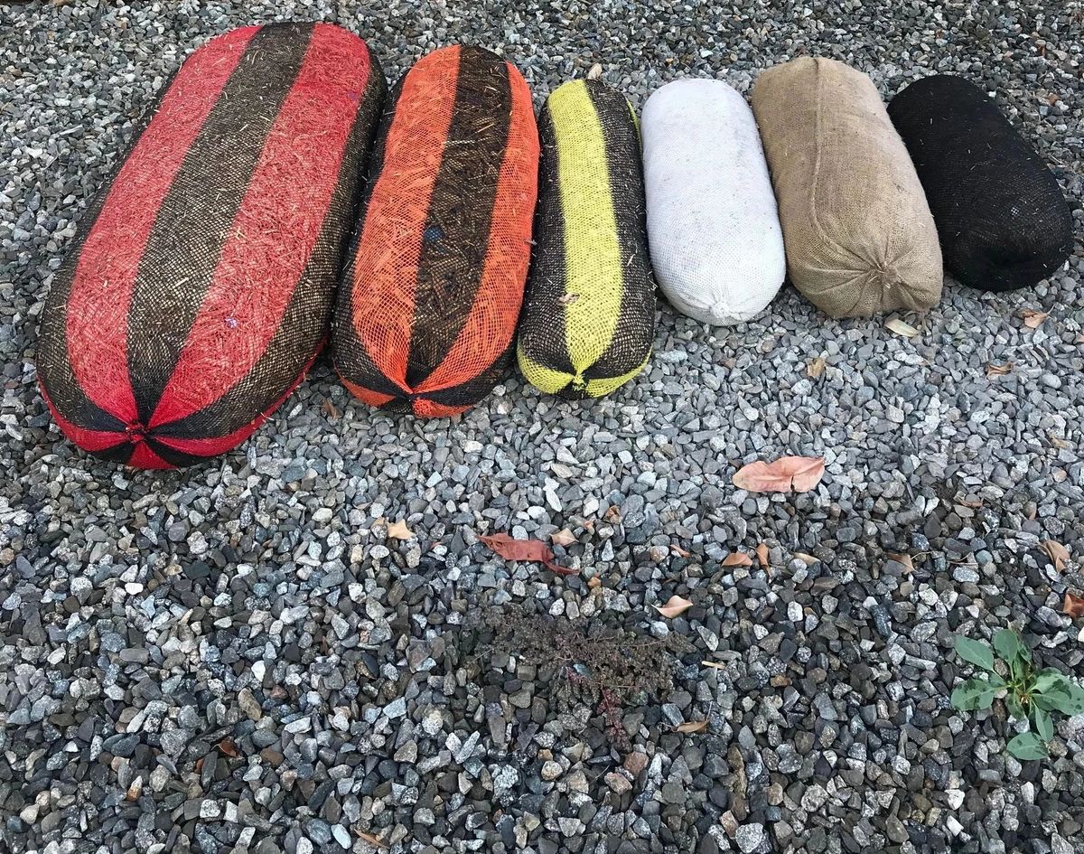 Sandbags,Gravel bags,Erosion control,Straw Wattle,Silt Fence, BMP