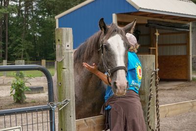 Sonshine Equine Horsemanship and Therapeutic Riding Center - Home