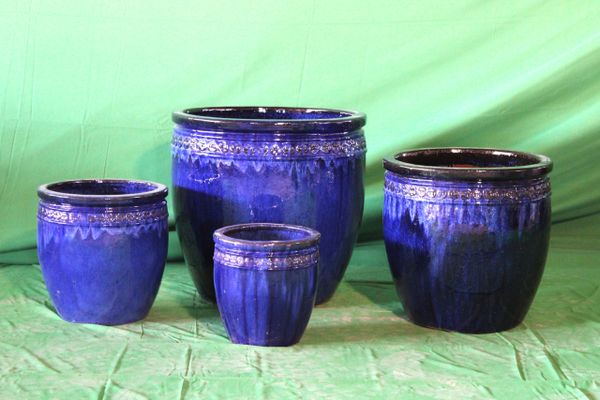 PHOENIX PLANTERS SET OF 4 | Cast Stone International