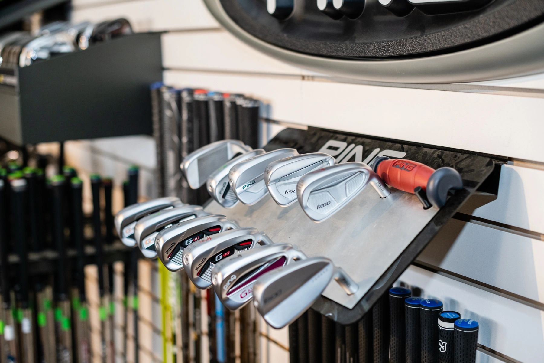 MEGA GOLF CENTER