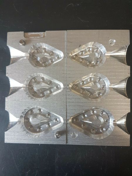 BIG GRIPPER LEAD WEIGHT MOULD 3IN1