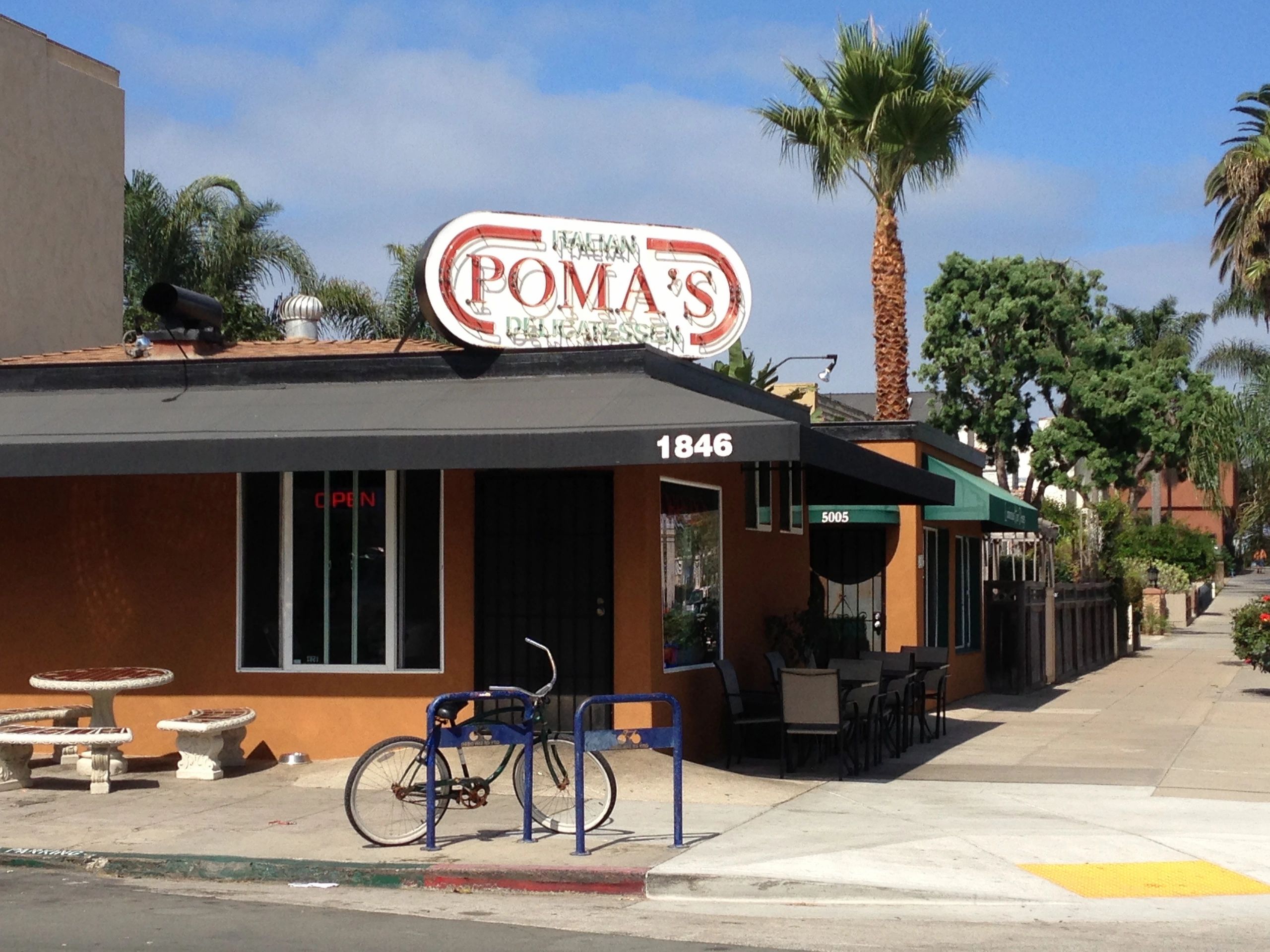 Poma's Deli