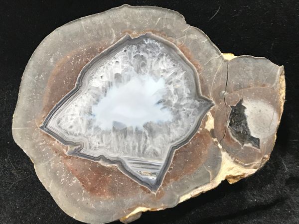 Home & Living Lava Cap Thunderegg Rocks & Geodes etna.com.pe