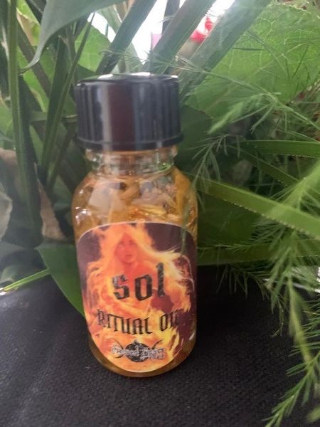 MAGICAL OILS AND SPRAYS