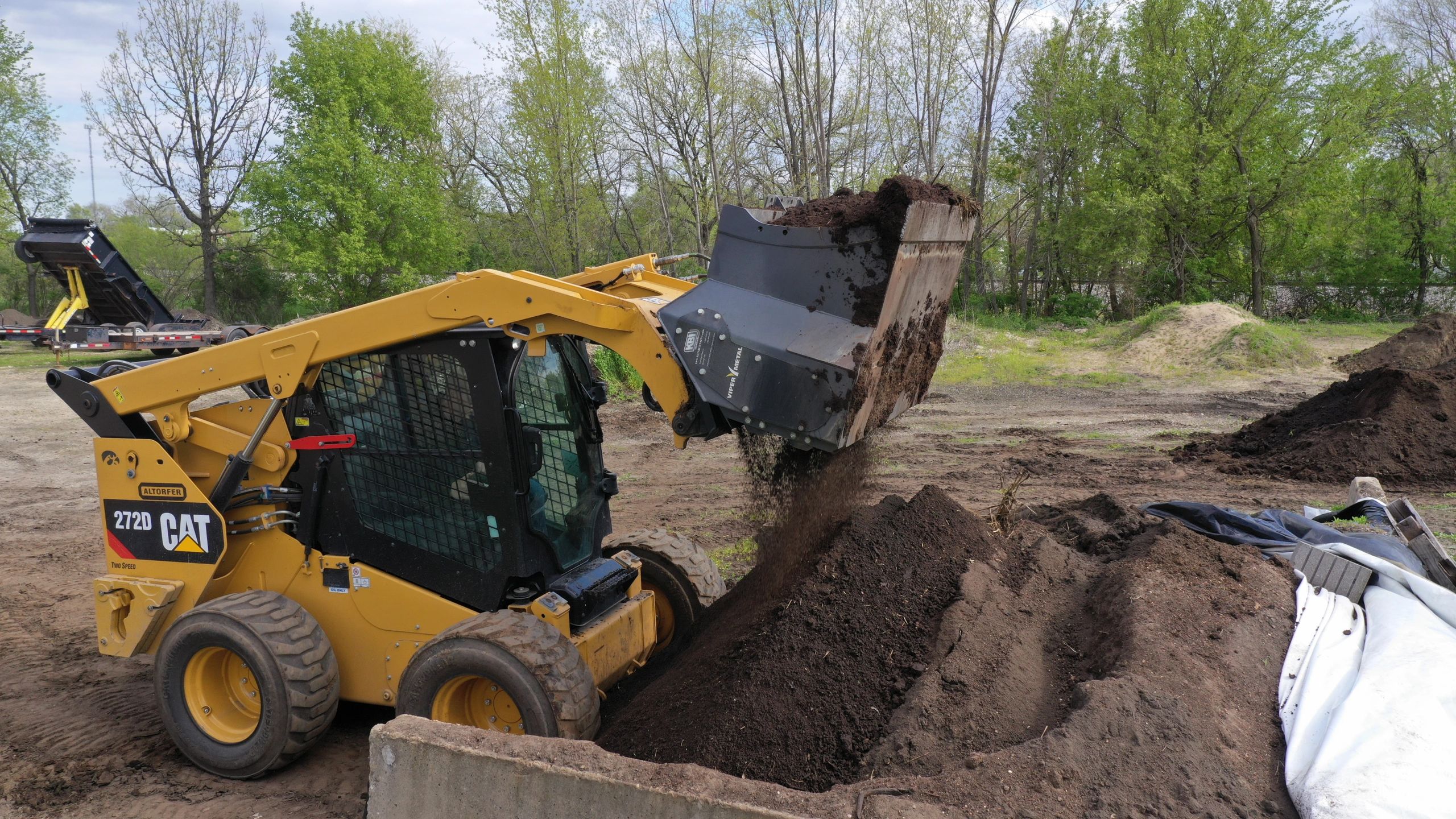 Ken Burns Inc - Distributor for Vipermetal & MB Crusher Buckets