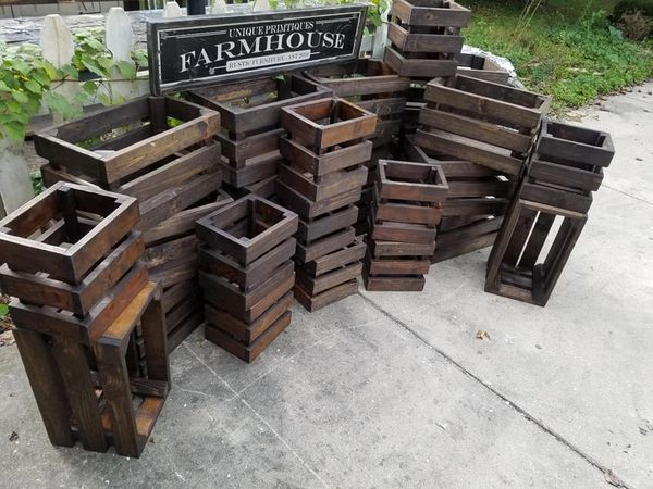 Rustic Farmhouse Crate