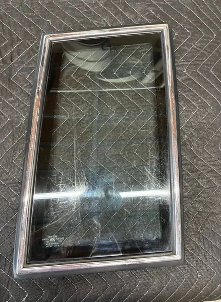 1982-87 BUICK GRAND NATIONAL TURBO-T TYPE RIGHT REAR QUARTER GLASS PANEL