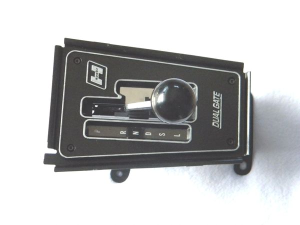 TRANS AM CAMARO HURST DUAL GATE SHIFTER 70-81