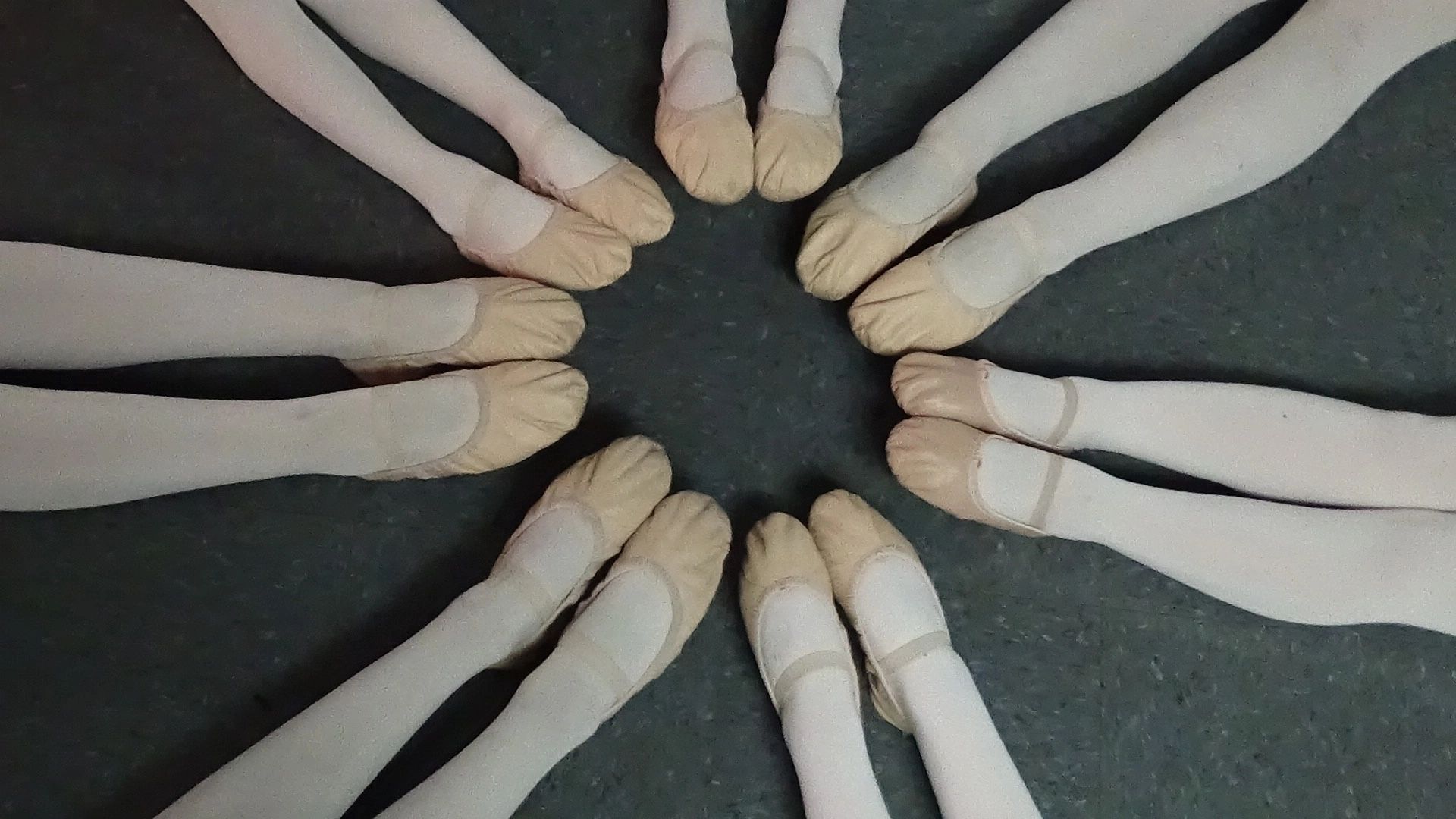 Maple Ridge Dance Circle