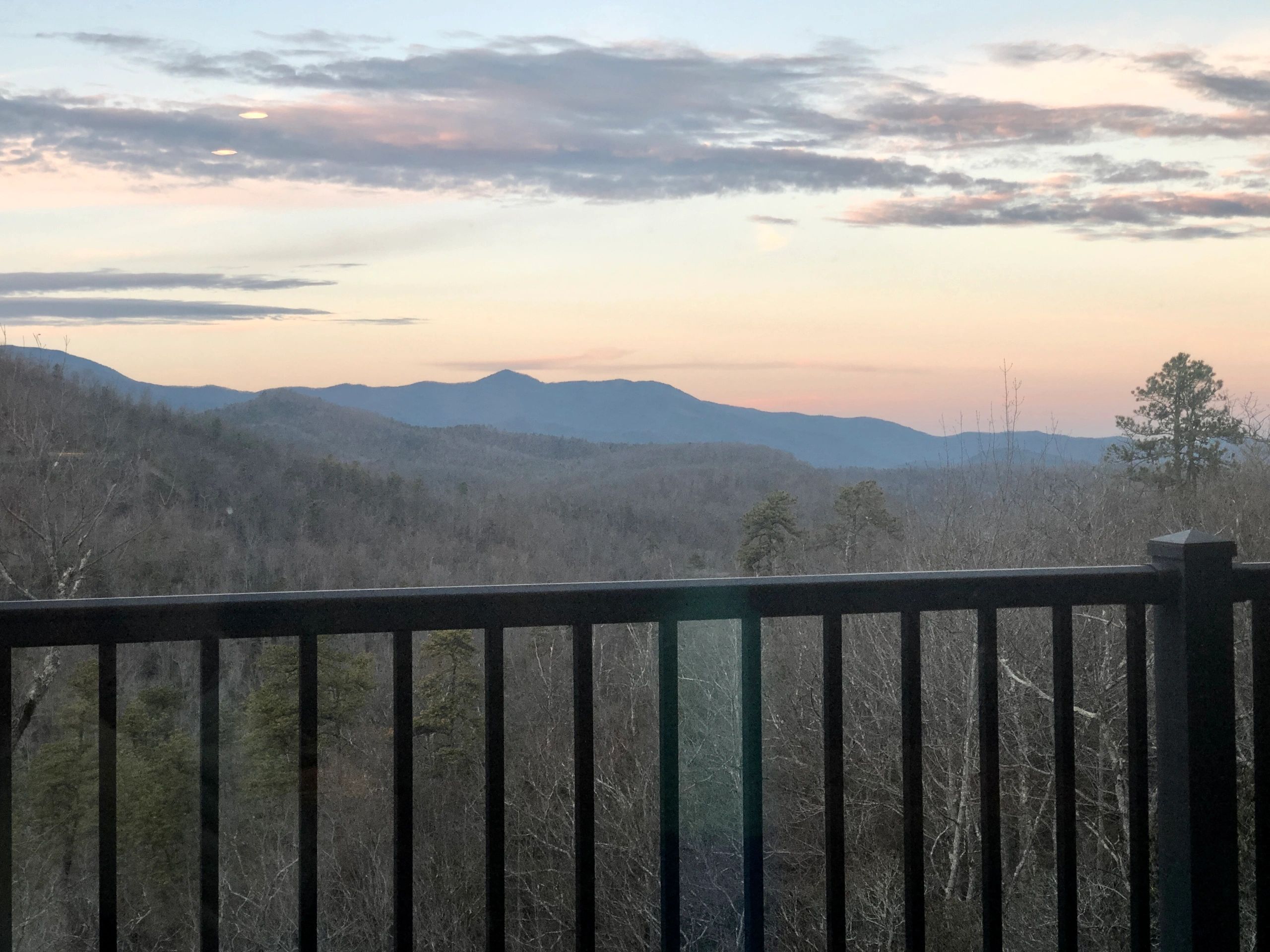 Frolly Falls Mountain Cottage