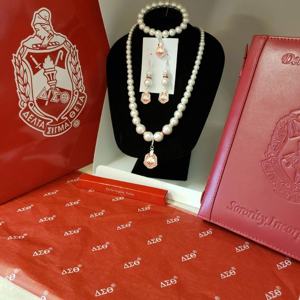 Celebration Founders Gift Box in Gift Box WITH Corsage