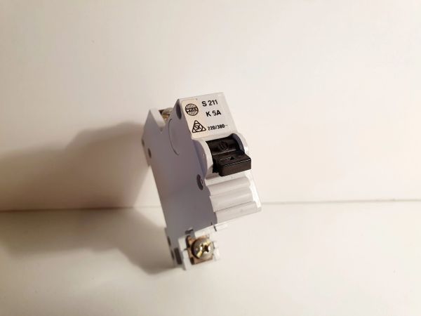 Wylex HB 6A SP, type K, motor rated circuit breaker S211