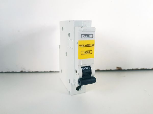 Square D, QOE 32A Type C sp MCB, circuit breaker 10k, QO132EC10 BS60898