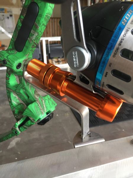 BowBlade-SS, Bowfishing Bow Holder