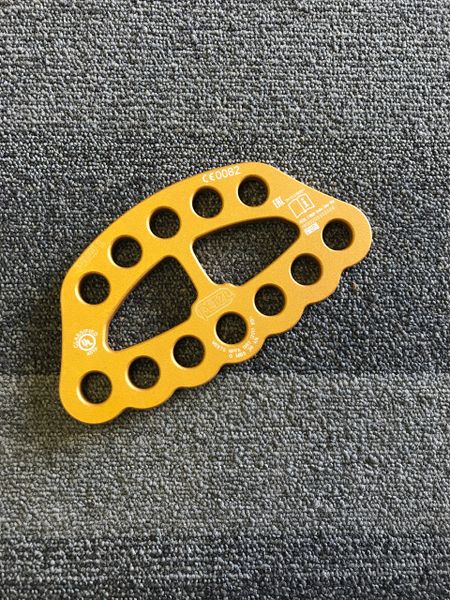 Rigging Plate (Large Paw) - *Petzl*