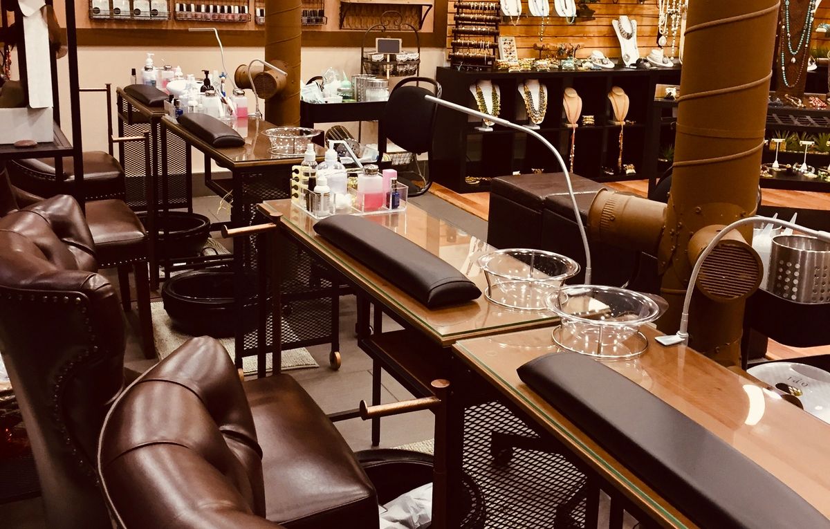 Style Beauty Bar & Boutique