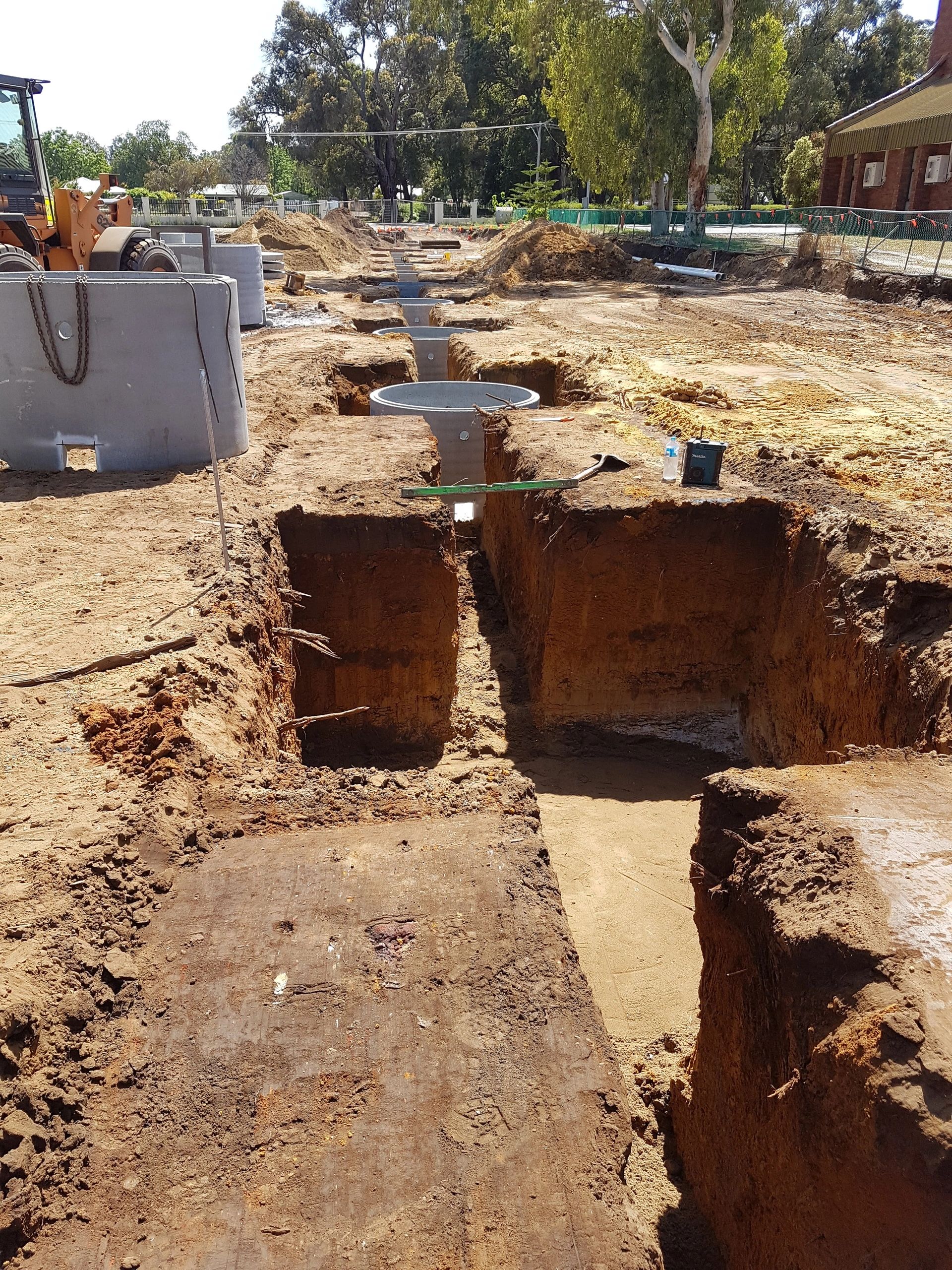 BAR Earthmoving - Earthmoving, Drainage, Construction